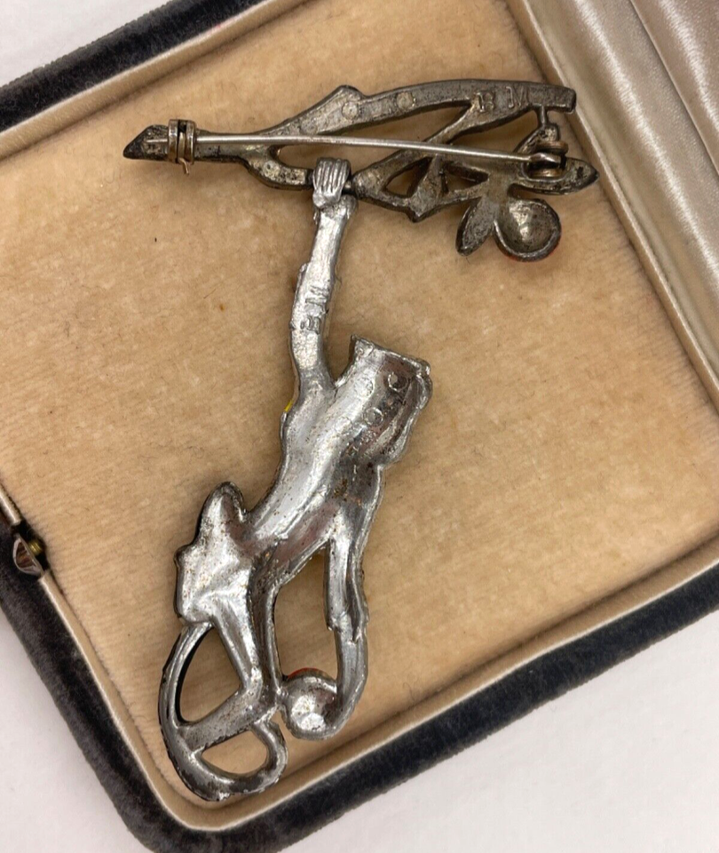 BAUMAN MASSA signed HANGING ON TREE MONKEY WHIMSICAL VINTAGE BROOCH ...