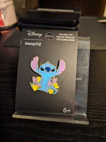 Loungefly Disney Lilo & Stitch Grinning Stitch with Tulips Enamel Pin ...