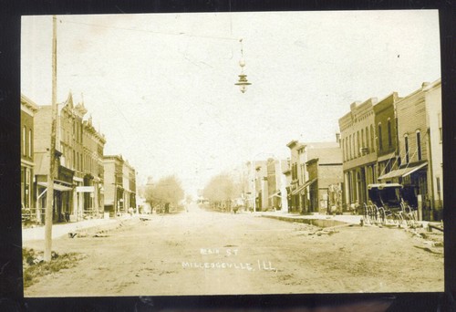 REAL PHOTO MILLEDGEVILLE ILLINOIS DOWNTOWN STREET SCENE POSTCARD COPY ...