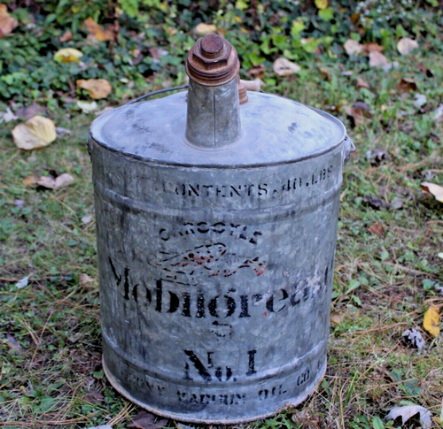 1927 GARGOYLE 40 lb. GREASE Old Galvanized Steel Oil Can w/ wood handle ...