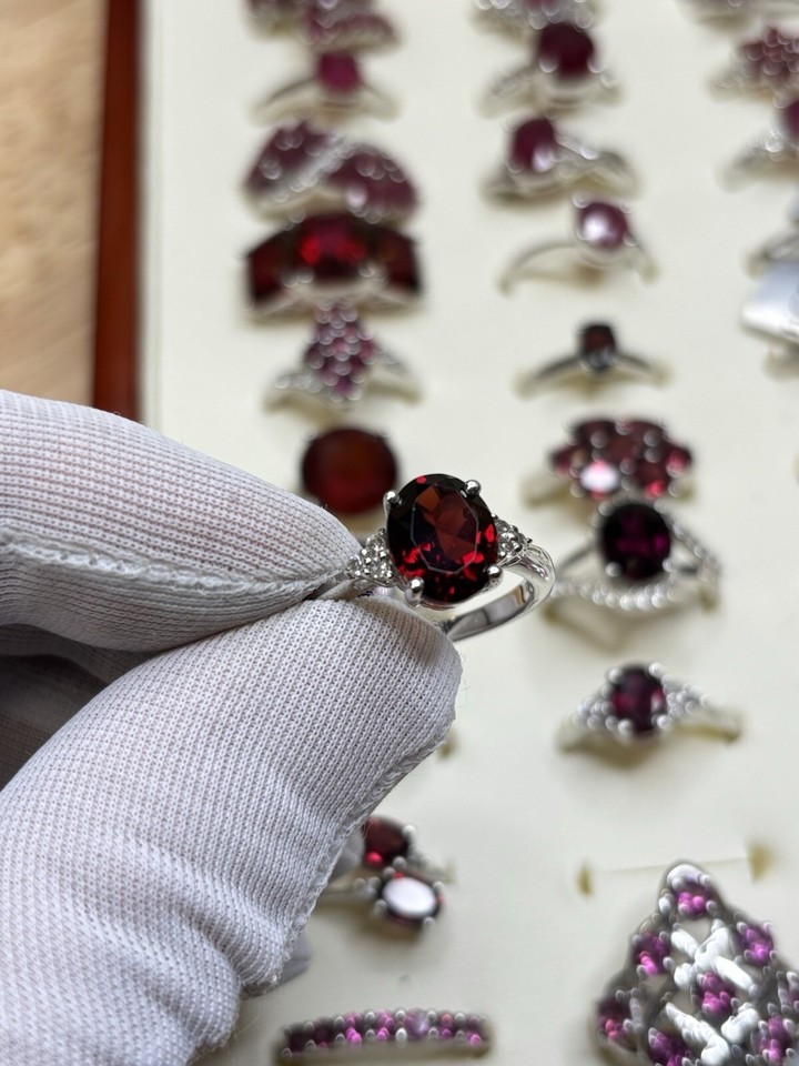 (50) .925 Sterling Silver Ring Lot! 171.8g Gemstones Garnet Ruby ...
