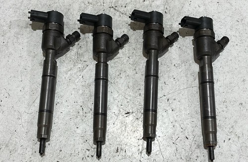 0445110256 BOSCH 4 INJECTEURS KIA RIO 1.5 CRDI ANNÉE 2005 PIÈCES D ...