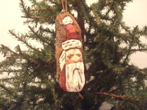 3 1/2" Hand Carved Cottonwood Bark Traditional Santa Ornament | eBay