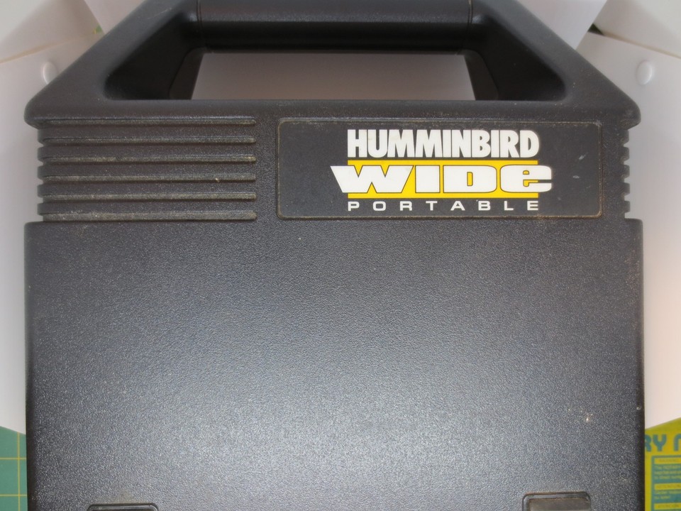 HUMMINBIRD WIDE OPTIC HIGH PERFORMANCE PORTABLE FISH FINDER With ...