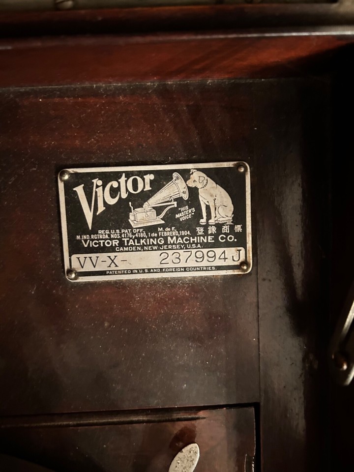 Antique VICTOR VICTROLA PHONOGRAPH VV-Xi TALKING MACHINE Record Player ...