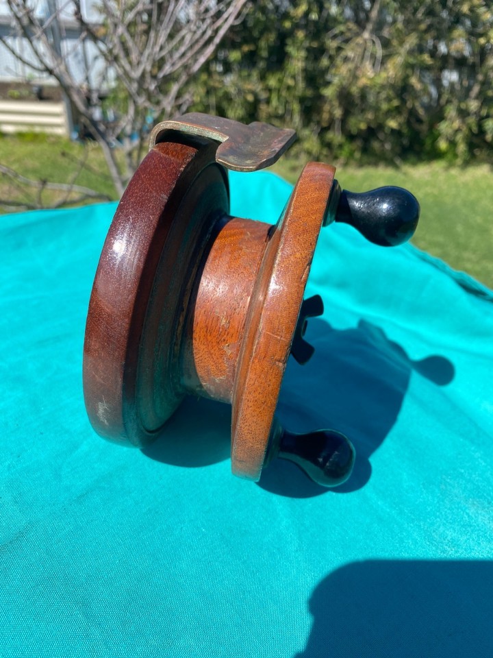 Vintage Peetz Brass Fishing Reel Excellent Condition Rod Salt Water ...