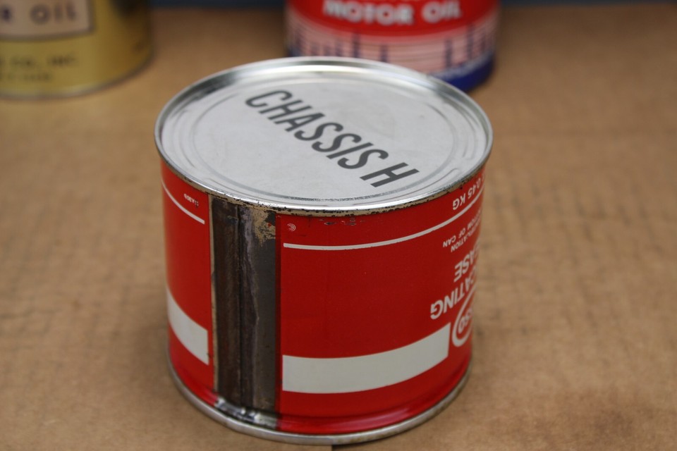 FULL NEAR MINT 50's era ESSO CHASSIS LUBE 1 LB. GREASE Old Unopened Tin ...