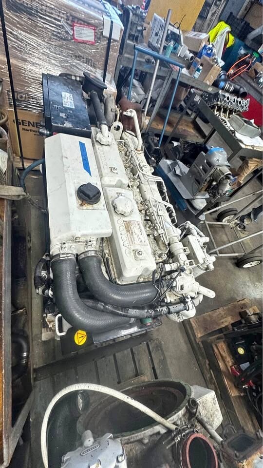 Volvo Penta TAMD63p , 370 HP Marine Diesel Engine D6 PAIR | eBay