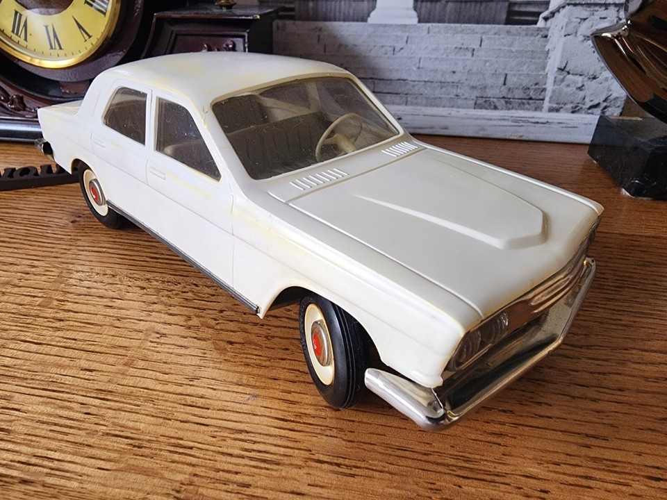Vintage USSR. Soviet Car. VOLGA. GAZ 2401. Toy. Made in USSR. Rare. | eBay