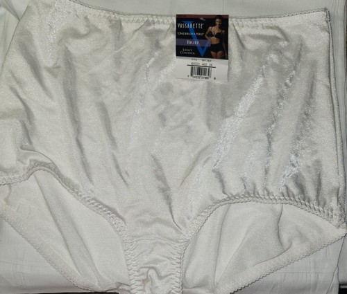 NWT Vassarette 3XL Undershapers Brief Light Control Icon White | eBay