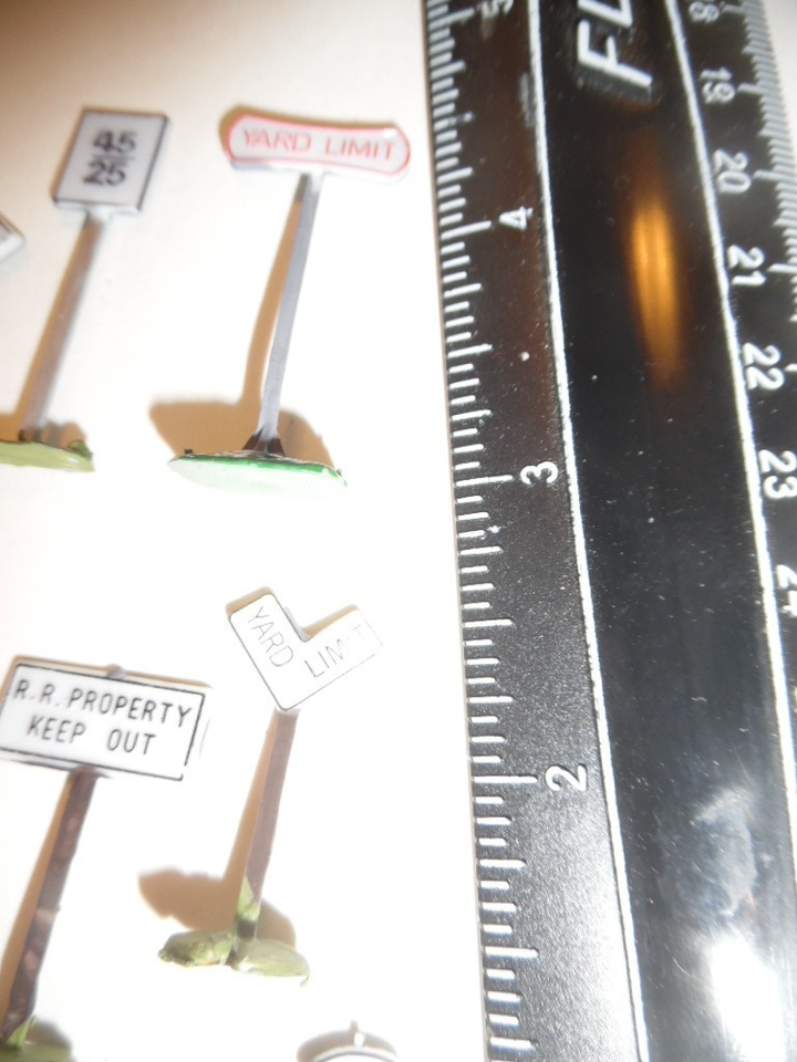 40 Piece HO Scale Railroad Right of Way Signs – Hand-Painted Diorama ...