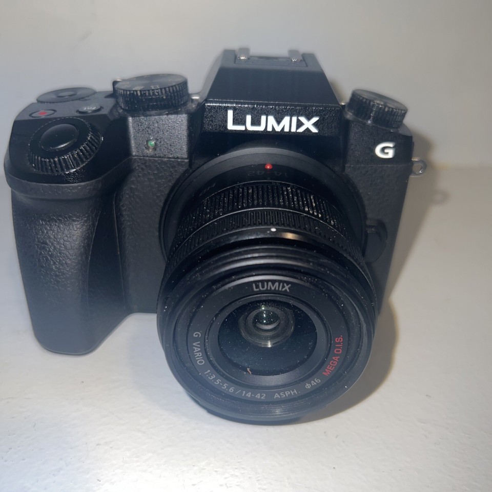Panasonic LUMIX G7 16MP Digital SLR Camera - Black (Kit with 14-140mm ...