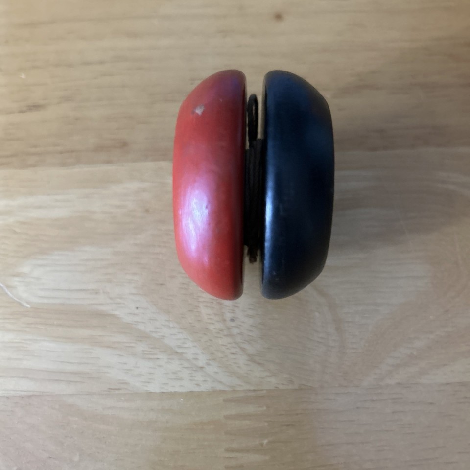 Duncan Beginners Vintage Wooden Yo-Yo Black/ Red. Fantastic Shape. | eBay