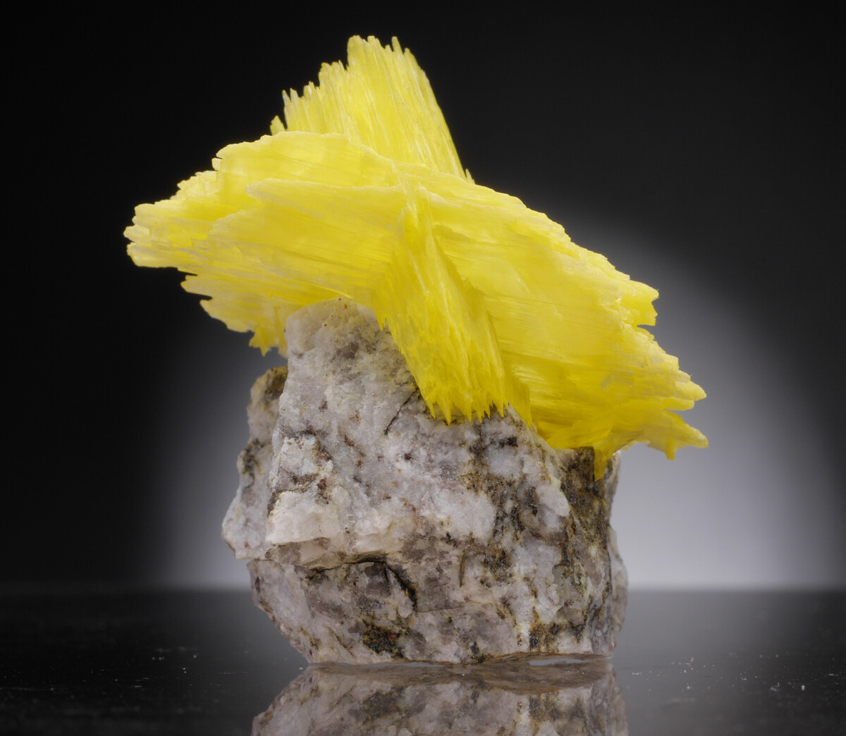 Arcanite crystals on matrix from Poland yellow like wulfenite | eBay