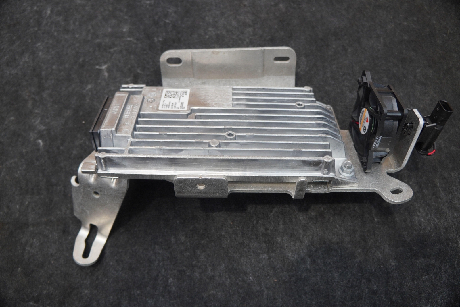 Power Brake MPAD Computer Control Module ECU 34505A81019 OEM BMW i7 G70 ...