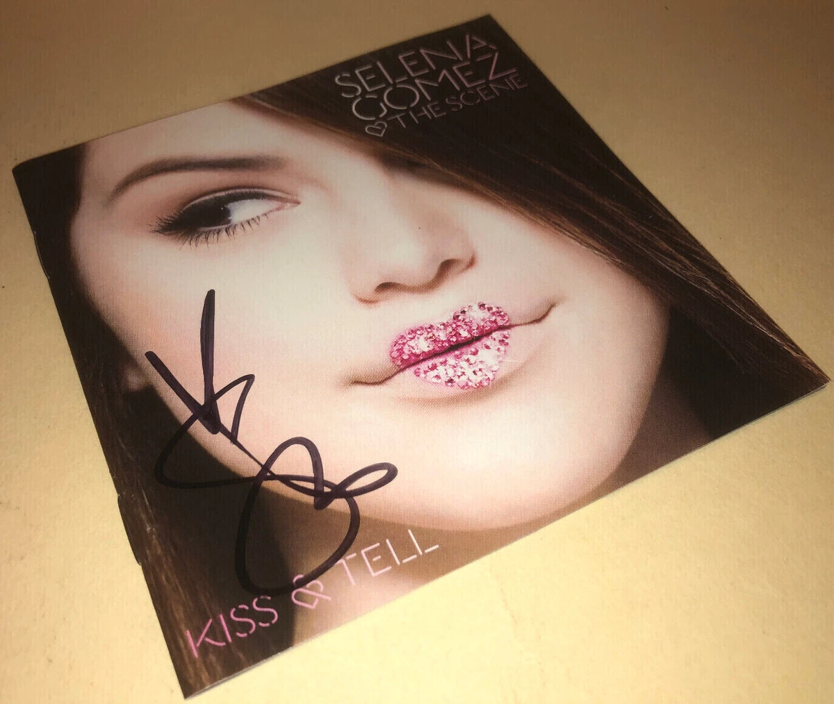 Selena Gomez Kiss And Tell Album Cover