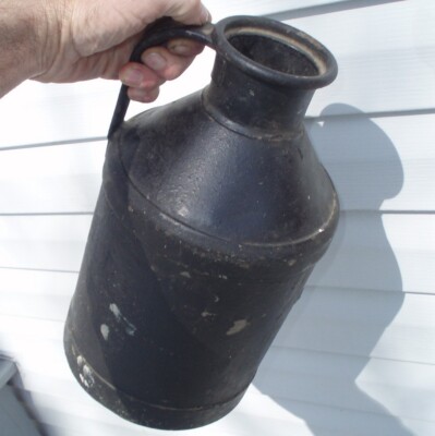 LG PRIMITIVE ANTIQUE BLACK METAL MILK JUG CAN DAIRY FARM RUSTIC ...