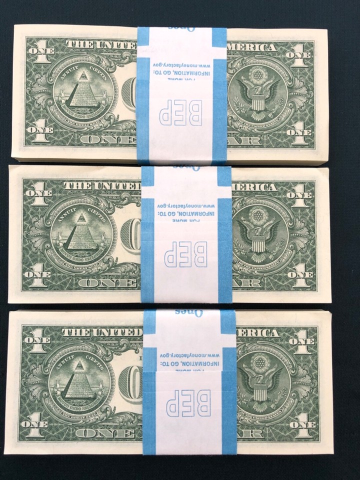 2021 LOT OF 100 UNCIRCULATED ONE DOLLAR NOTES - CHICAGO STACKS FROM BEP ...