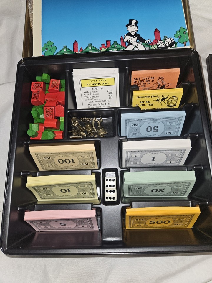 Monopoly 1935 Commemorative Edition in tin box. Pieces in excellent ...