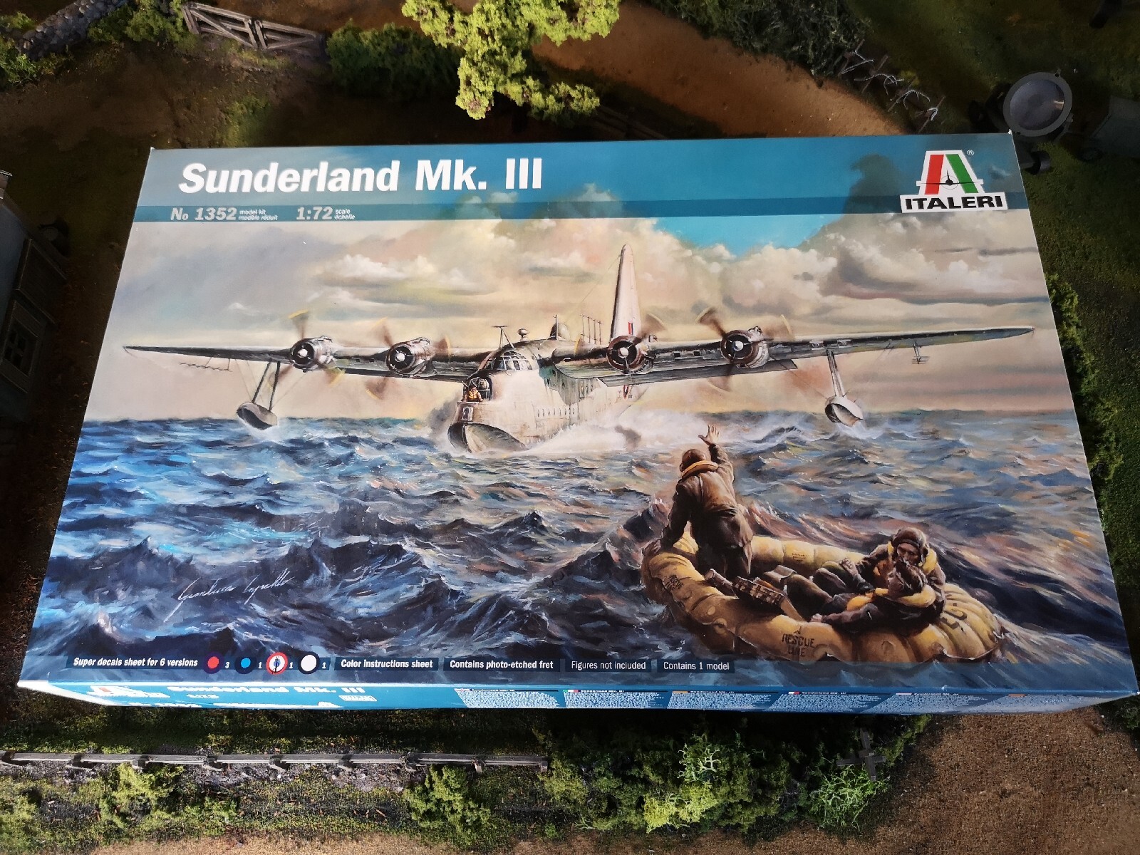 Italeri Models 1 /72 Scale Sunderland Mk III Flying Boat | eBay UK