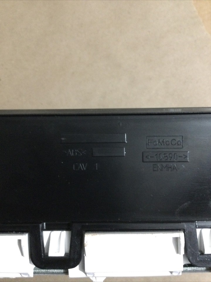 2008-2012 Ford Escape Speedometer / Gauge Cluster OEM Used (10890 ...