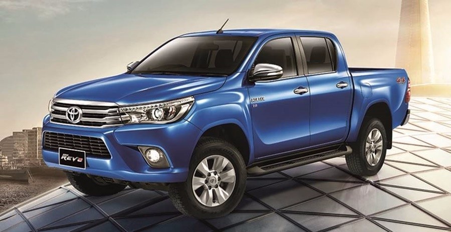 TOYOTA HILUX FORTUNE 2015-16 PLASTIC PP LICENSE PLATE FRAME TAG COVER ...