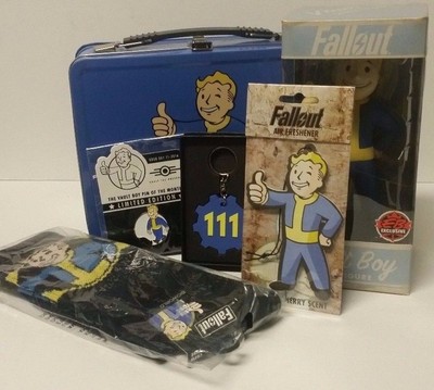Fallout Vault Boy Lunch Box Bundle - Fallout Keychain Fallout Figure ...