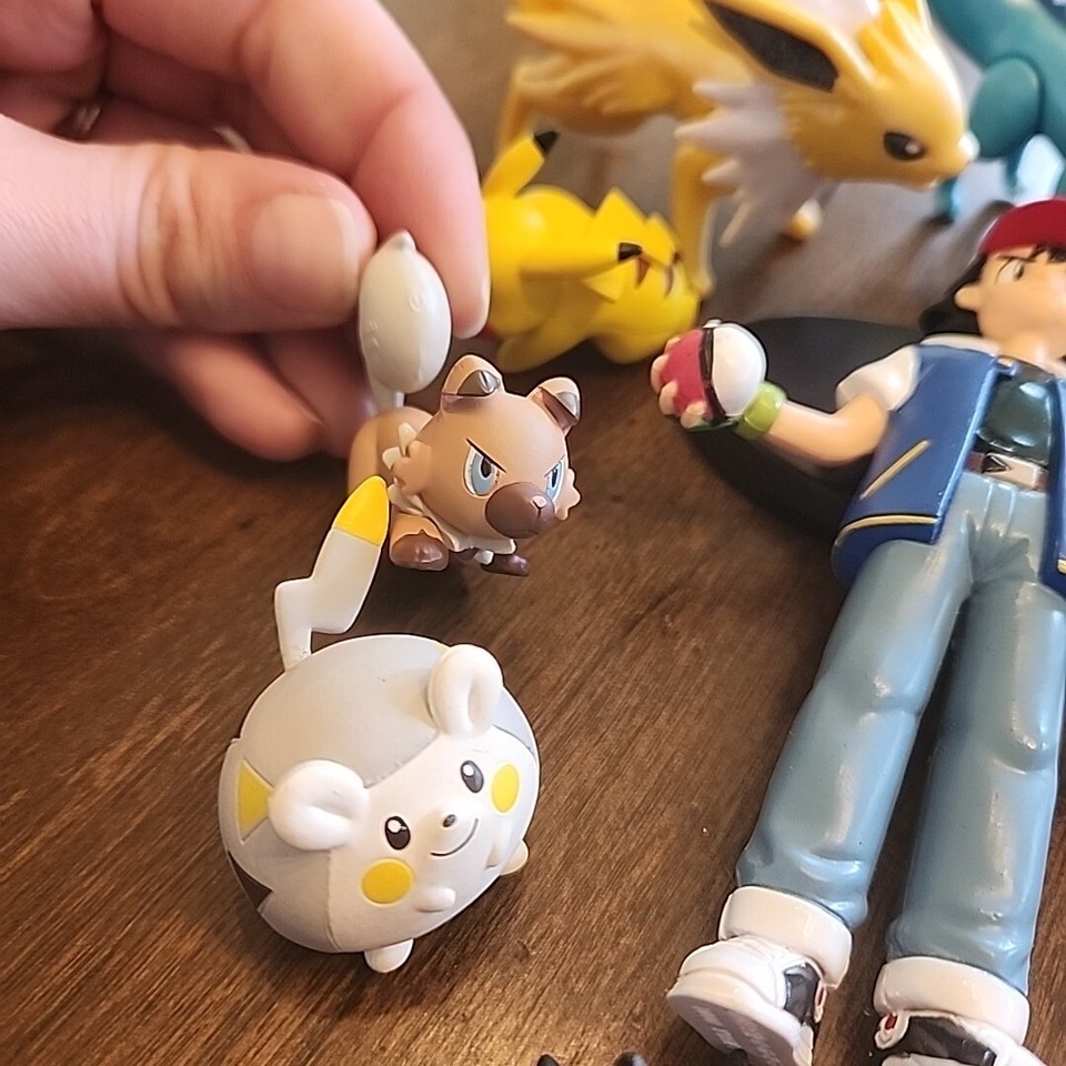 TOMY Pokemon Figure Lot Set Nintendo Mini 2" Monocelle Assorted Toys | eBay