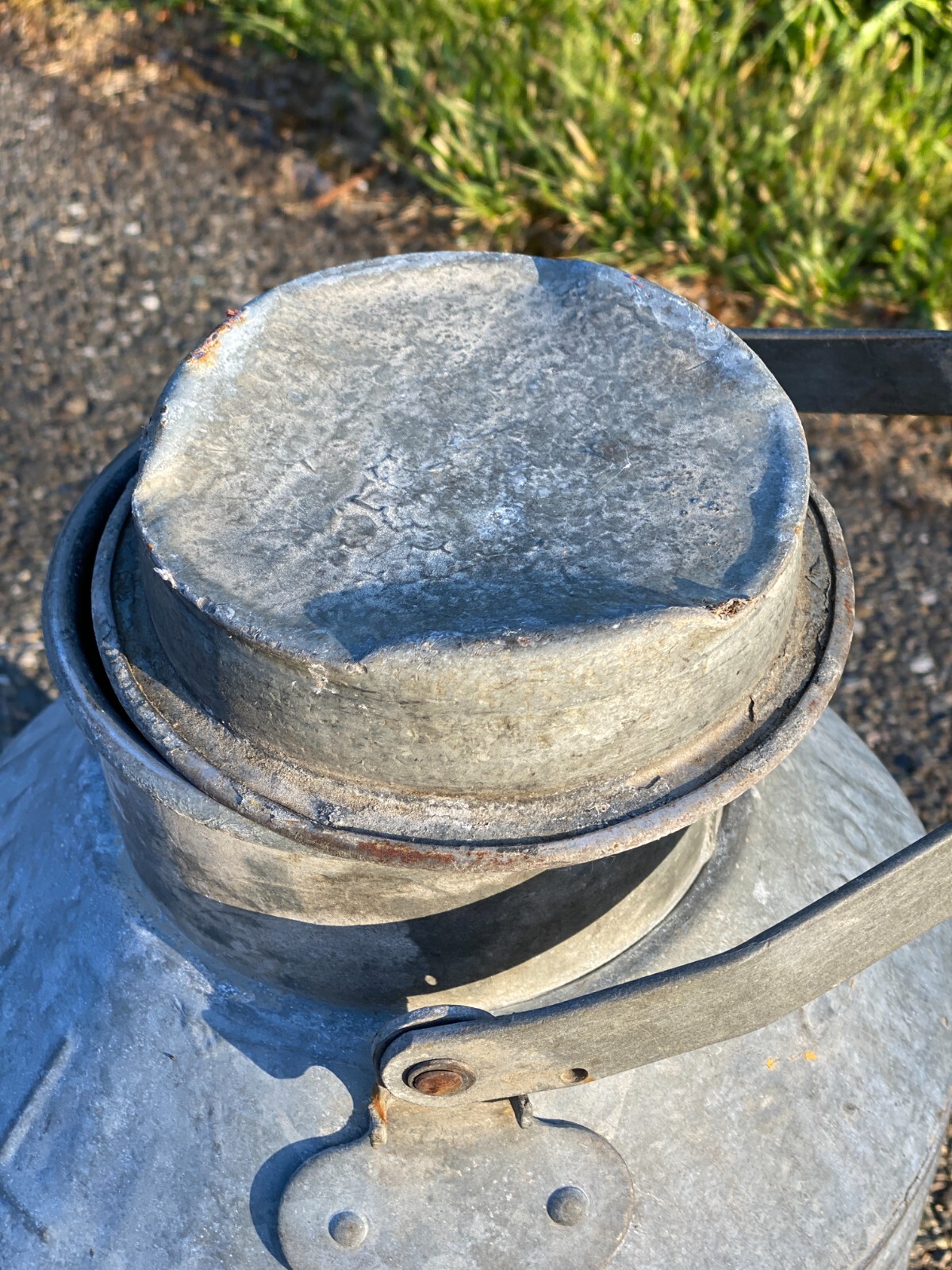 Vintage Shell 5 Gallon Liquid Rare Embossed Galvanized Oil Can & Lid ...