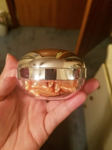 Cosmo Selection Royal Jelly Vitamin E Skin Oil 60 Softgels Made in USA ...