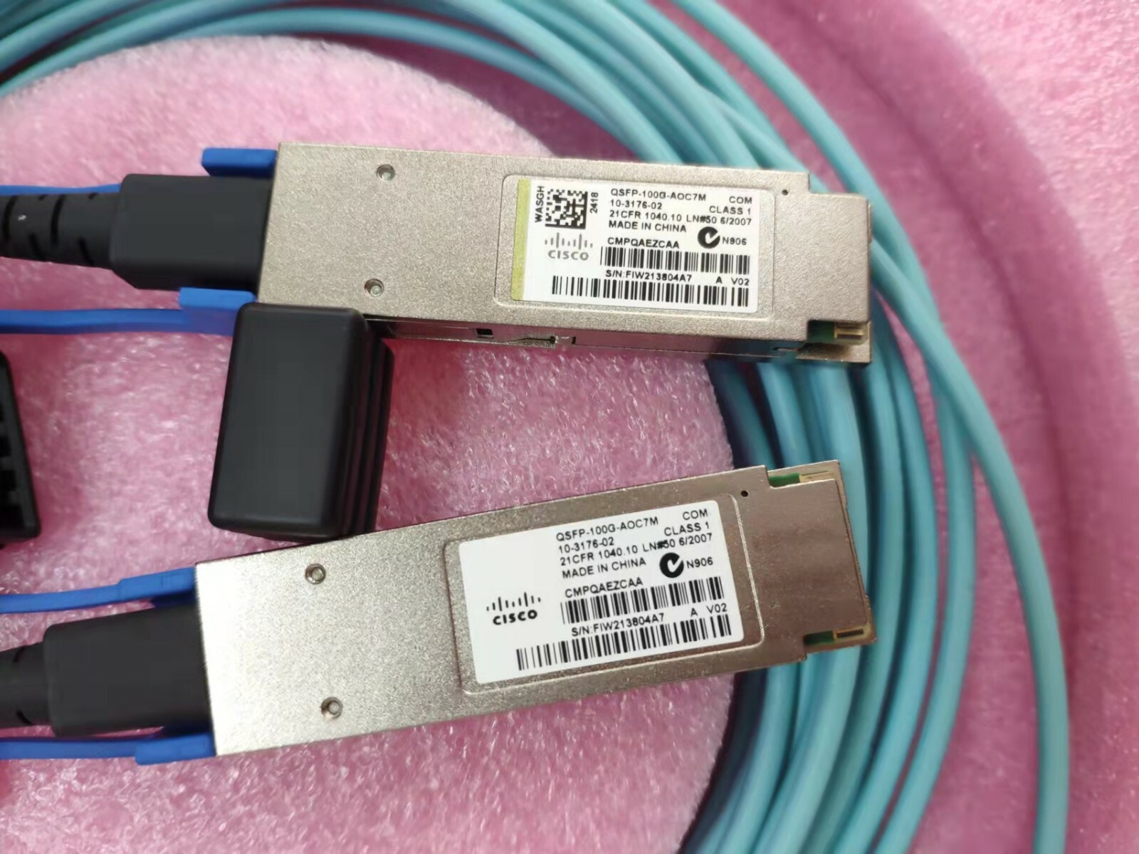 Cisco QSFP-100G-AOC7M 100 Gbp/s 3.5mm x 7m QSFP Active Optical Network ...