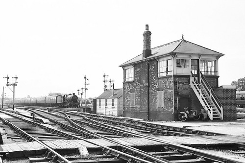 Westbury Middle Signal Box British Rail 6x4 Quality Steam Rail Photo | eBay