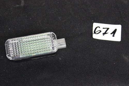 Audi A4 S4 8K A1 Innenraumleuchte Leuchte Innenlicht Licht Leuchte LED ...