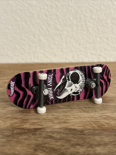Hot Wheels Tony Hawk Pink Finger Mini Skateboard Plastic & Metal Toy | eBay