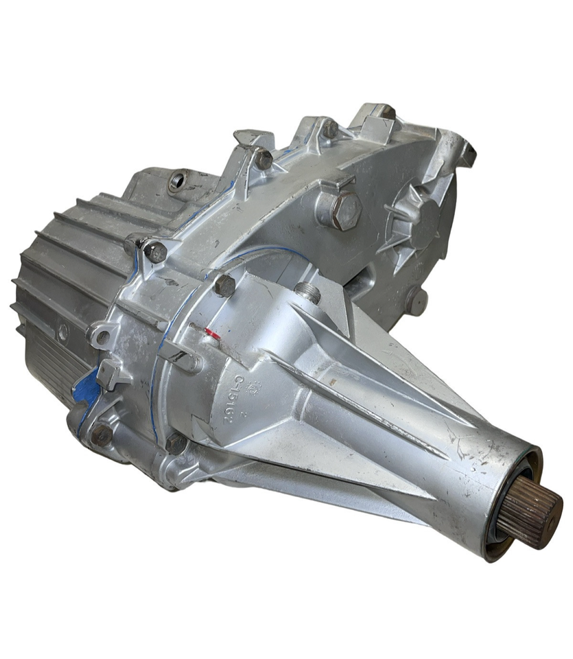 NP208 TRANSFER CASE PASSENGER SIDE DROP GM CHEVY 1981-88 32SPL (NO CORE ...