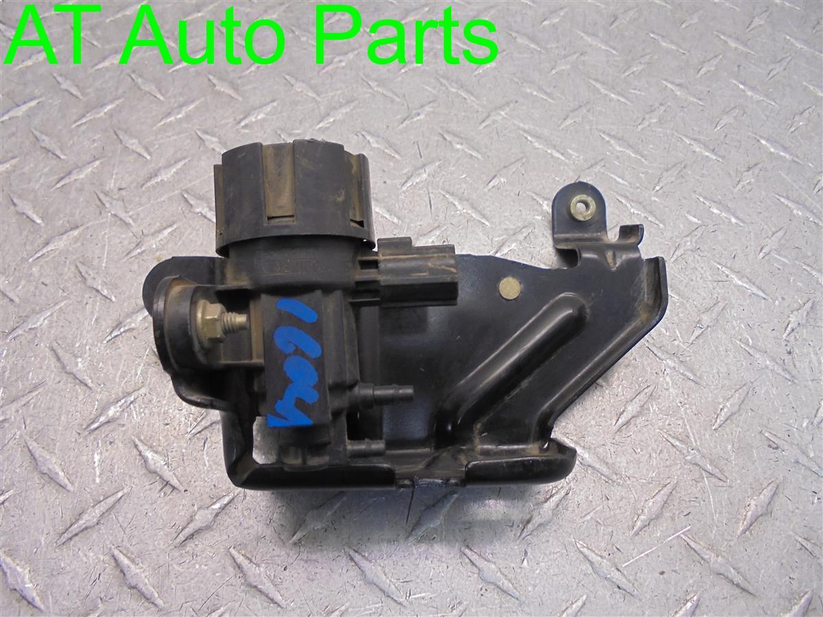 03 FORD EXPEDITION VALVE CONTROL SWITCH/EGR VACUME SWITCH W/BRACKET OEM ...