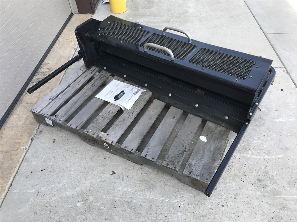 BERCOMAC BROOM W/ DEBRIS COLLECTOR FOR JOHN DEERE 335 325 345 Gx325 ...