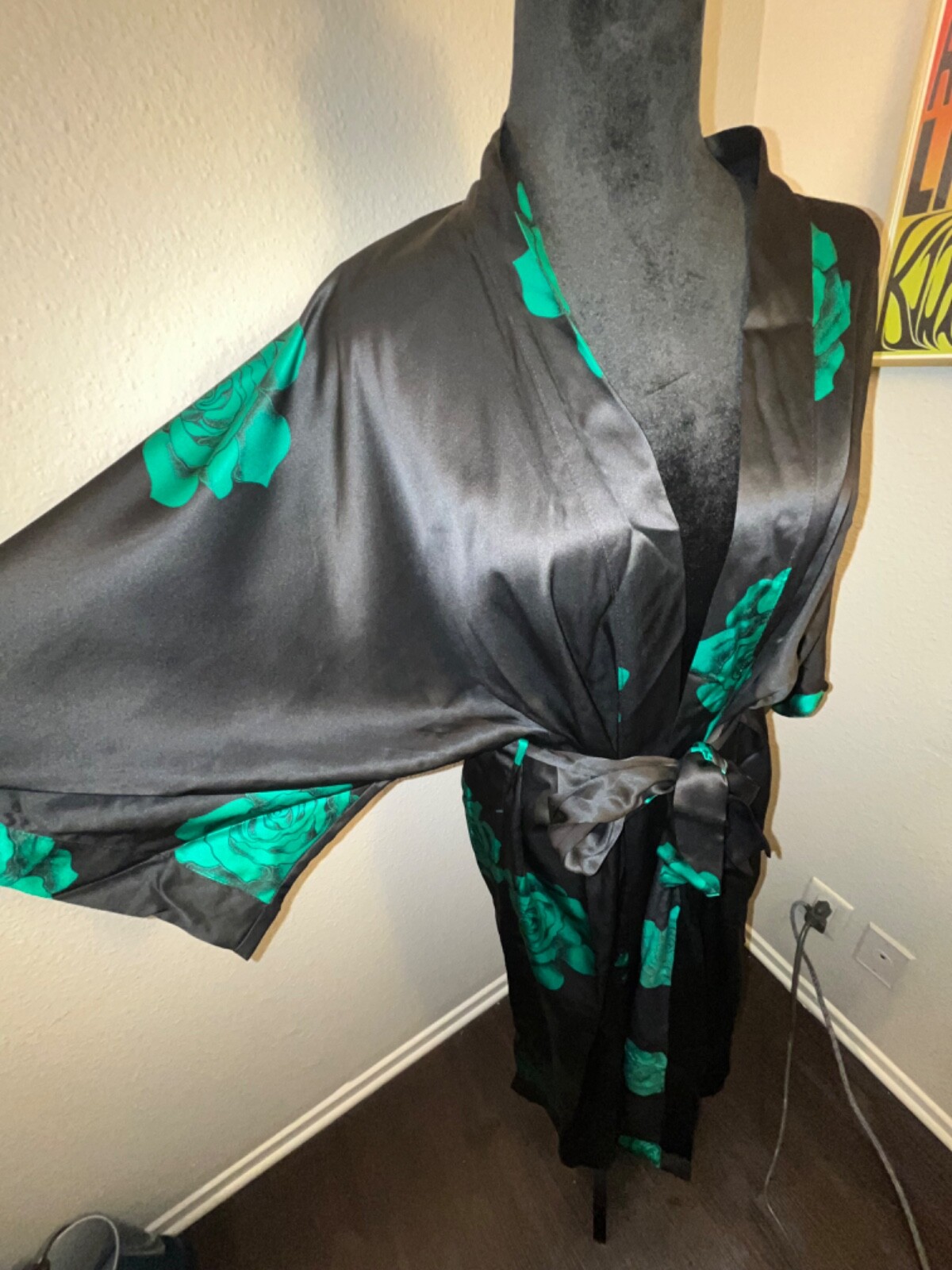 Vintage TRASHY Lingerie Silk Robe and Matching Thong … - Gem