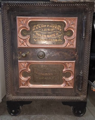Large Hall's Safe & Lock Co Antique Safe with Casters and Interior ...