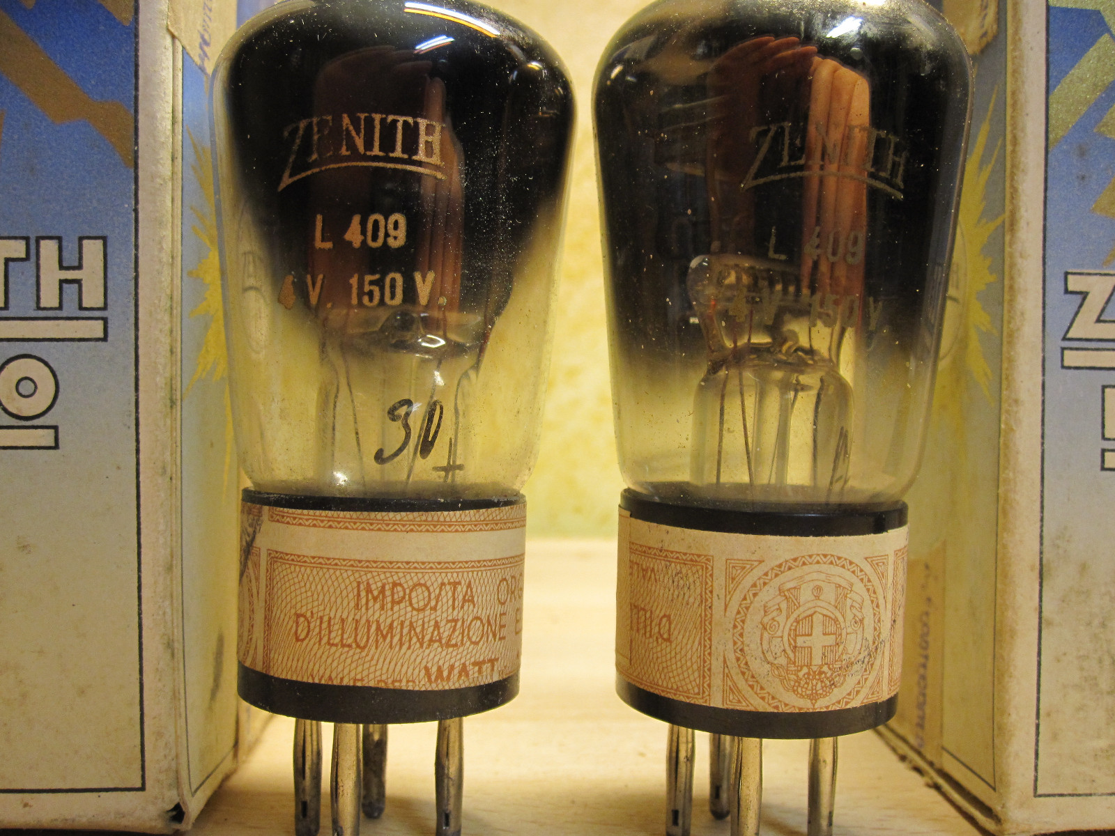 L409 ZENITH röhre re084 Telefunken nos nib tube re604 ad1 rs237 ebiii ...
