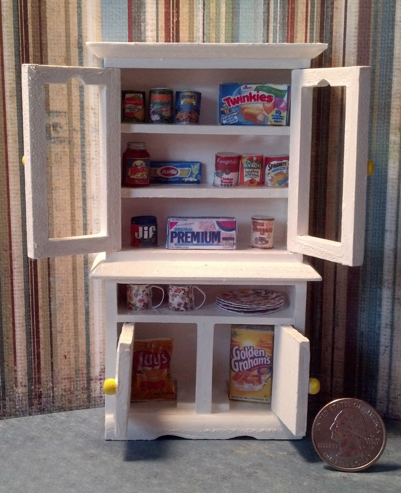 Dollhouse Miniature Kitchen Cabinet food dish 1:12 Inch Scale E65 ...