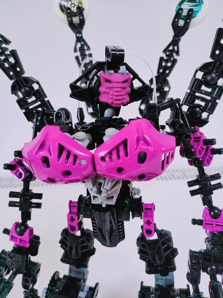 LEGO Bionicle | Dark Hunters Build | The "Eliminator" - Toa Dark Hunter ...
