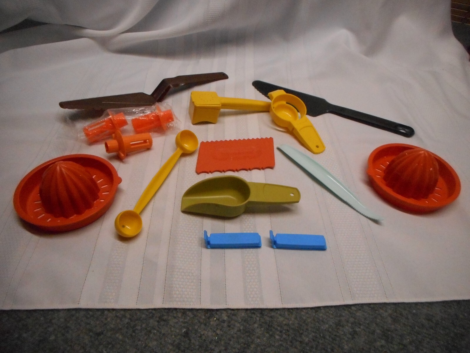 Vintage Tupperware Utensils and Accessories LOT of 15 VGC | eBay