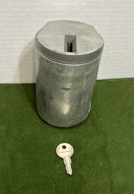 DUNCAN 60 76 Mackay Parking Meter Locking Coin Cup with working key | eBay
