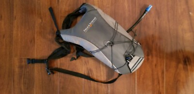 Field&Stream Hydration Pack 2 Liter Hydration Bladder Backpack Green | eBay