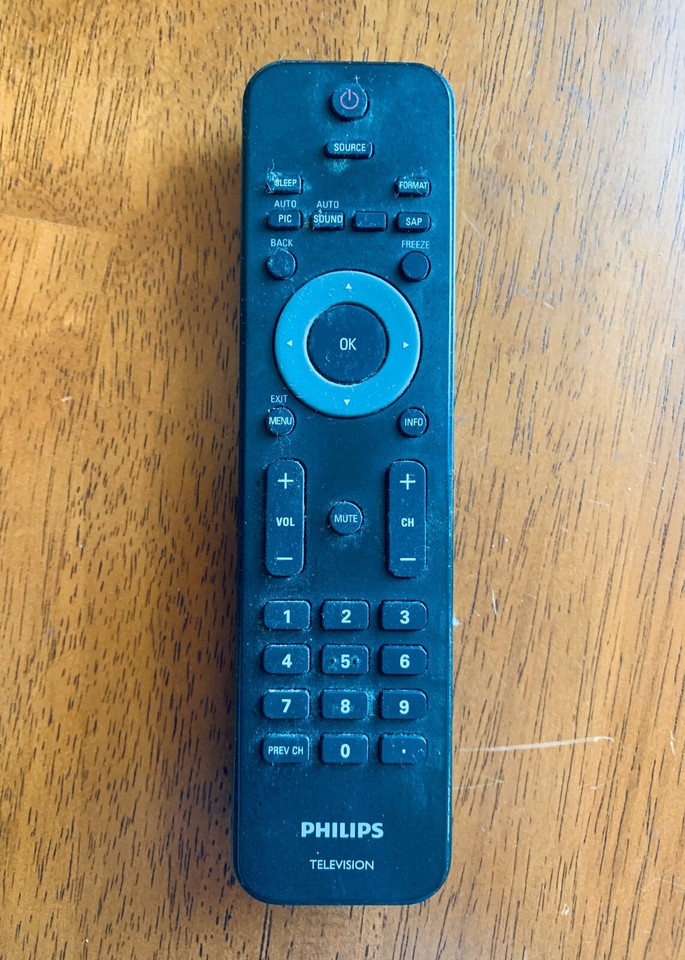 Philips 32PFL3506/F7 32 Inch Flat Screen 720p LCD HDTV With Wall Mount ...