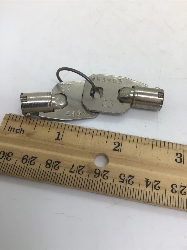 Matching Pair ACE Chicago Lock Vending Machine Keys Soda Coke Coca-Cola ...
