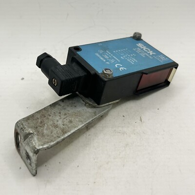 Sick WL27-2R630 Compact Photoelectric Sensor with Mount | eBay
