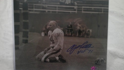 YA TITTLE signed/autographed NEW YORK GIANTS NFL 8x10 B&W photo w/HOF ...