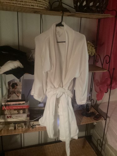 Brand New Women's Stars Above Soft White Robe NWOT Size XL/XXL | eBay